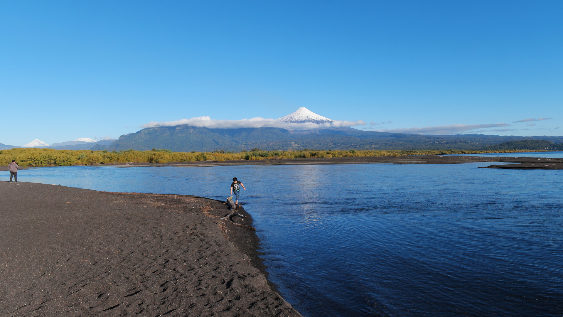 Río Plata, Pucón, Chile. Imagen & Foto | paisajes, montañas, naturaleza ...