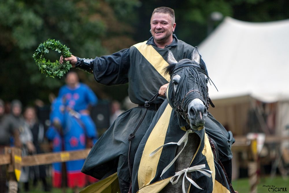 Ritterturnier 2 Foto & Bild | dokumentation, pferde, mittelaltermarkt ...