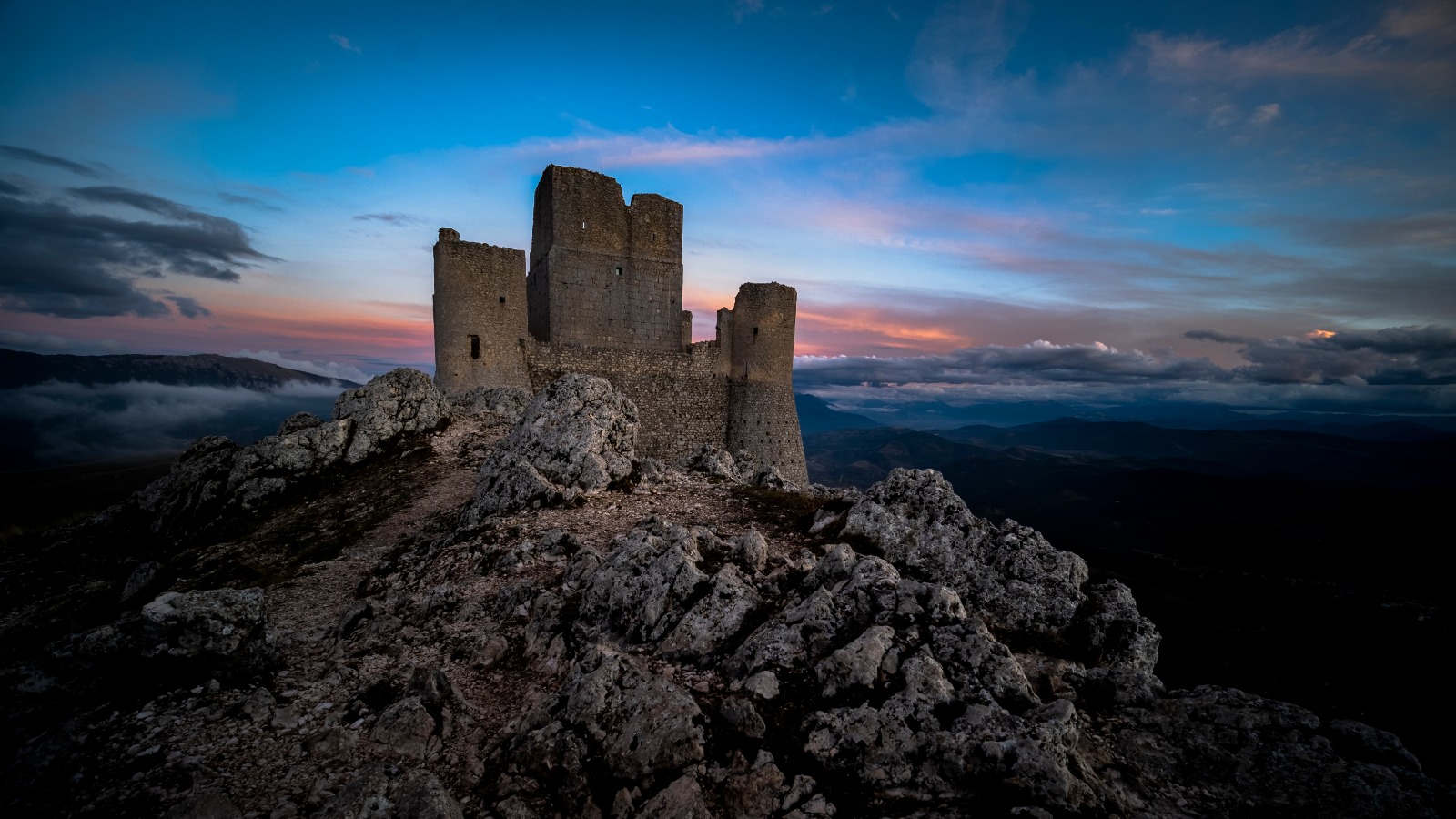 Rocca Calascio Foto & Bild | europe, italy, vatican city, s marino ...