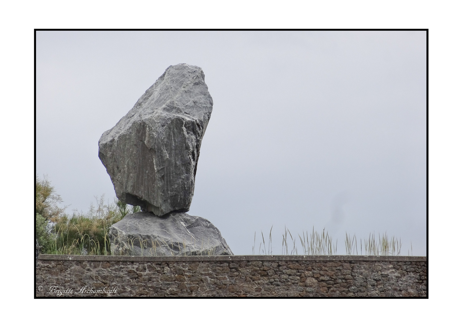 Rocher en équilibre photo et image | divers, la nature simplement ...