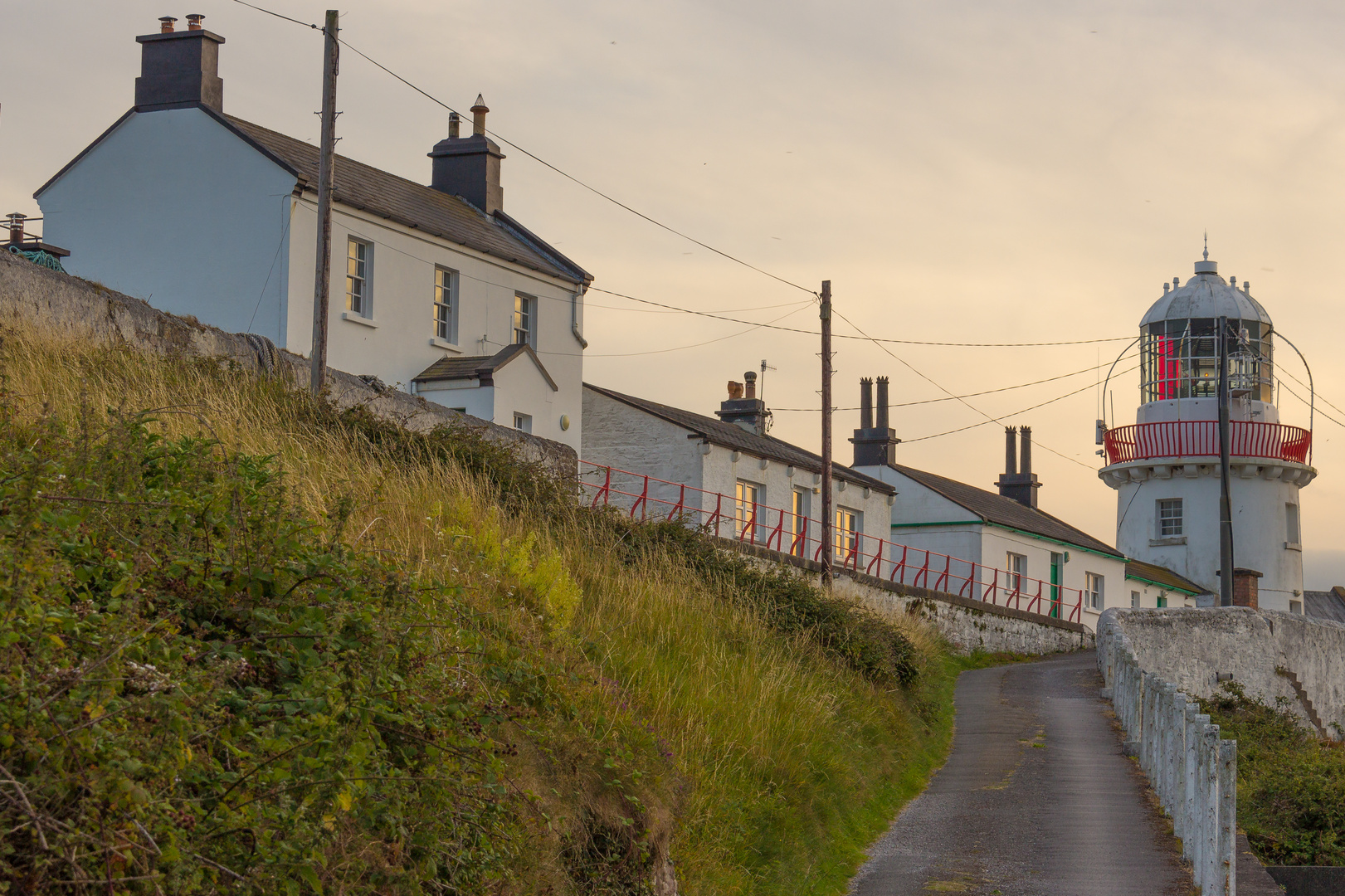 Roches Point Lighthouse Foto & Bild | europe, united kingdom & ireland ...