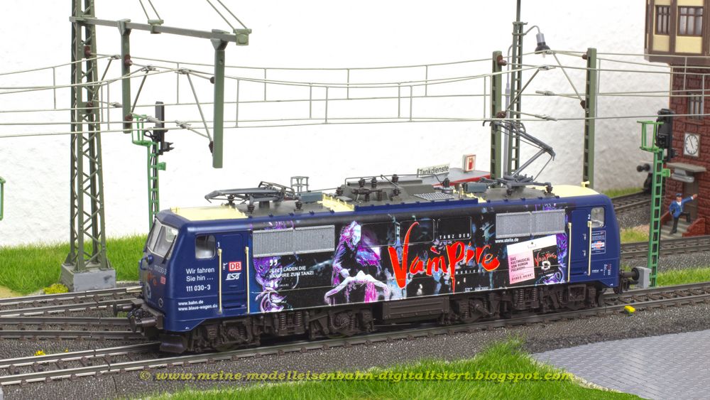 Roco H0 BR 111 Tanz der Vampire - Einmalige Serie Foto & Bild | modell ...