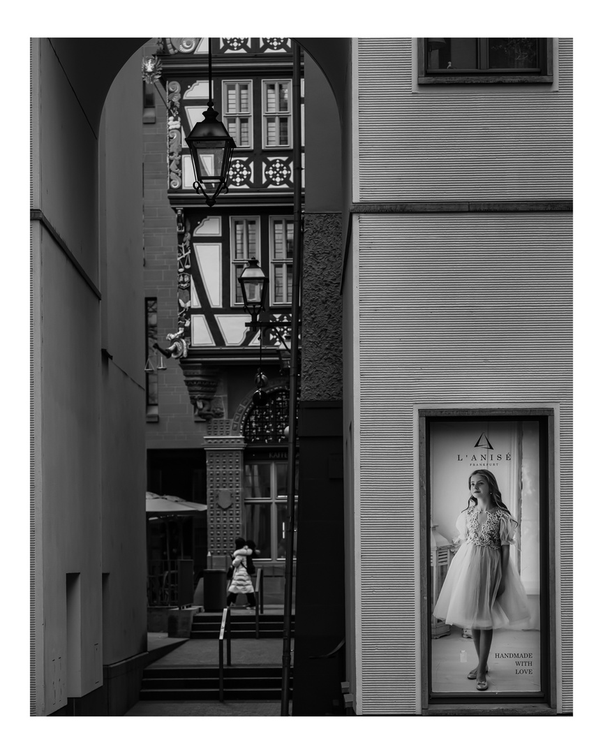 Römer Frankfurt Foto & Bild | streetfotografie mit menschen, street: spontane portraits, fotos ...