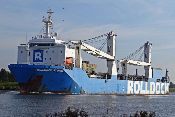 Flüsse und Kanäle Bilder & Fotos