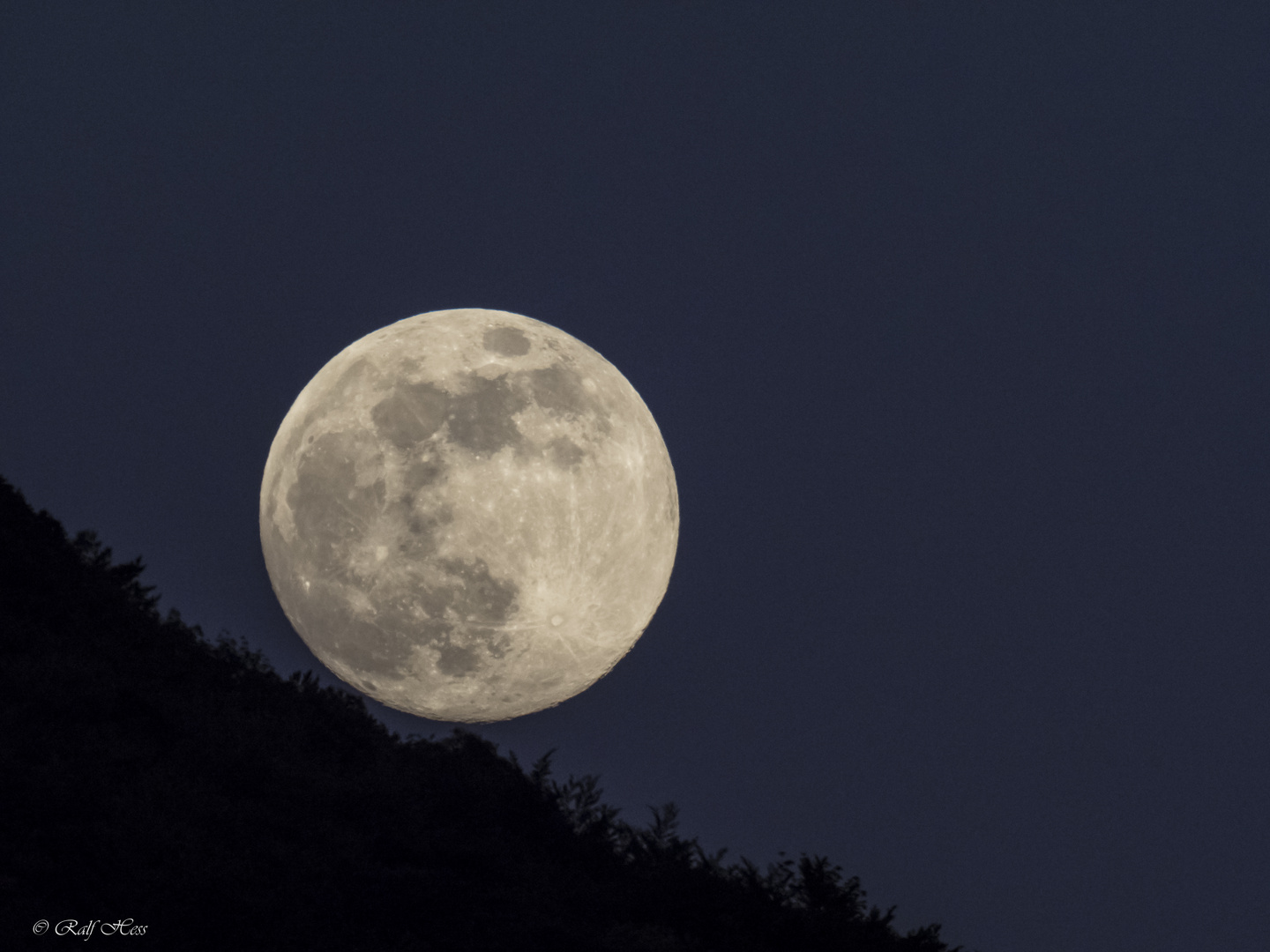 Rolling Moon Foto & Bild | projekte, mondaufnahmen, himmel & universum ...