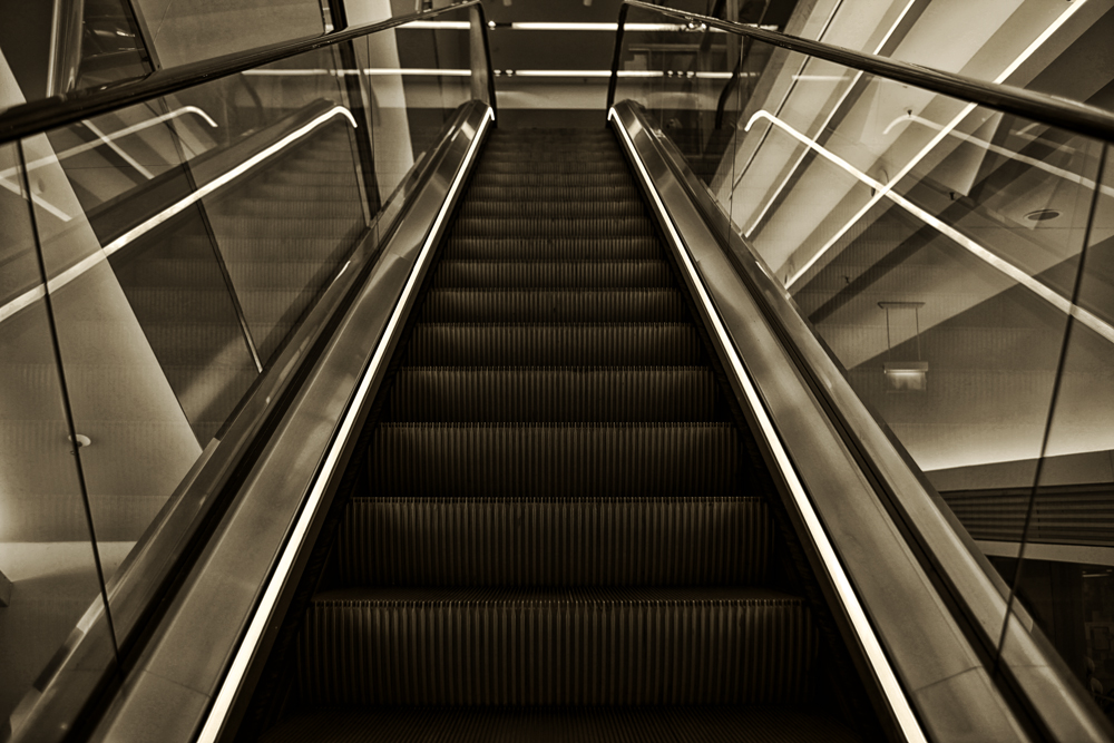 Rolltreppe... Foto & Bild | architektur, treppen und treppenhäuser ...