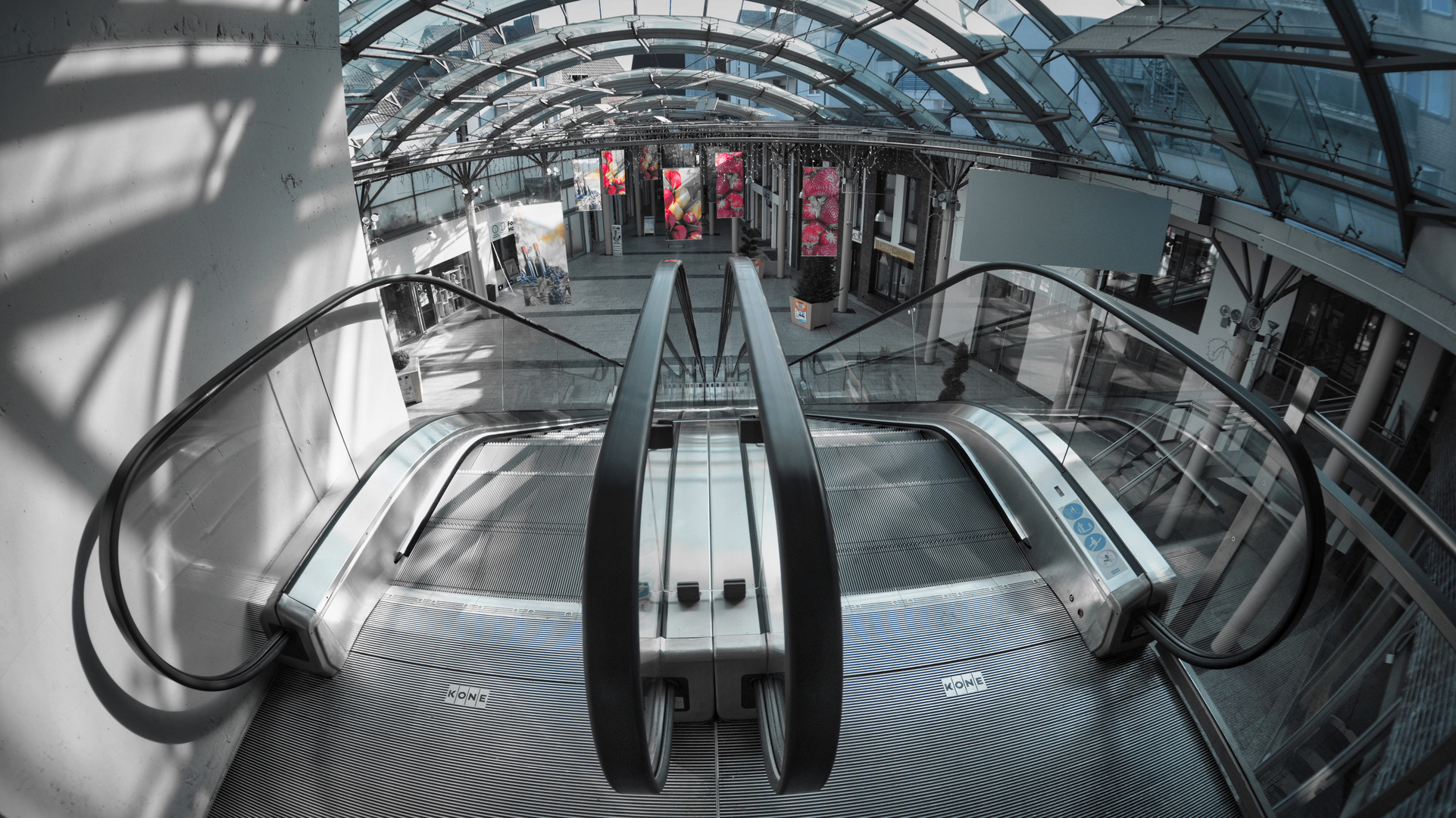 Rolltreppe Foto & Bild | architektur, treppen und treppenhäuser ...