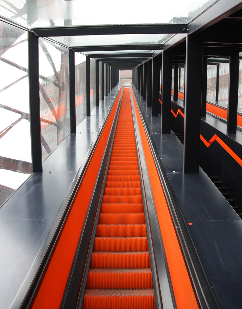 Rolltreppe Zeche Zollverein Foto & Bild | architektur, natur-tiere ...