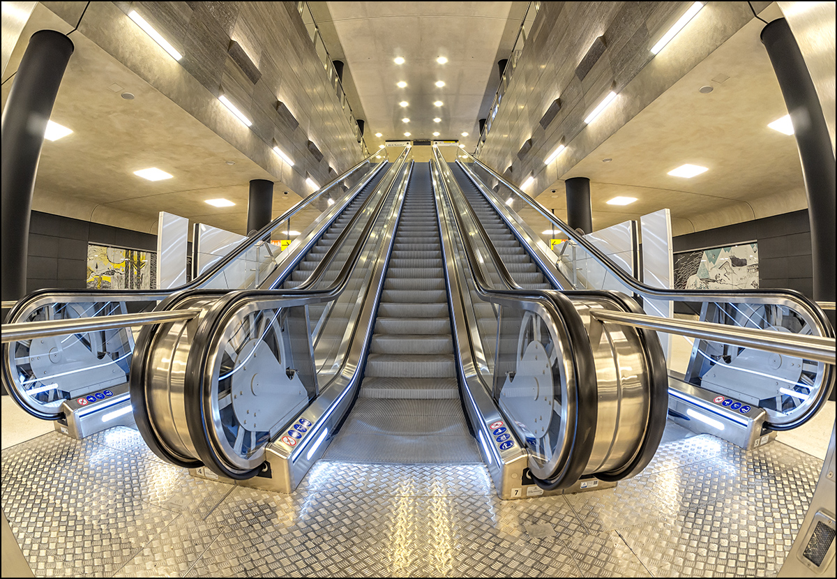 Rolltreppen... Foto & Bild | architektur, treppen und treppenhäuser ...