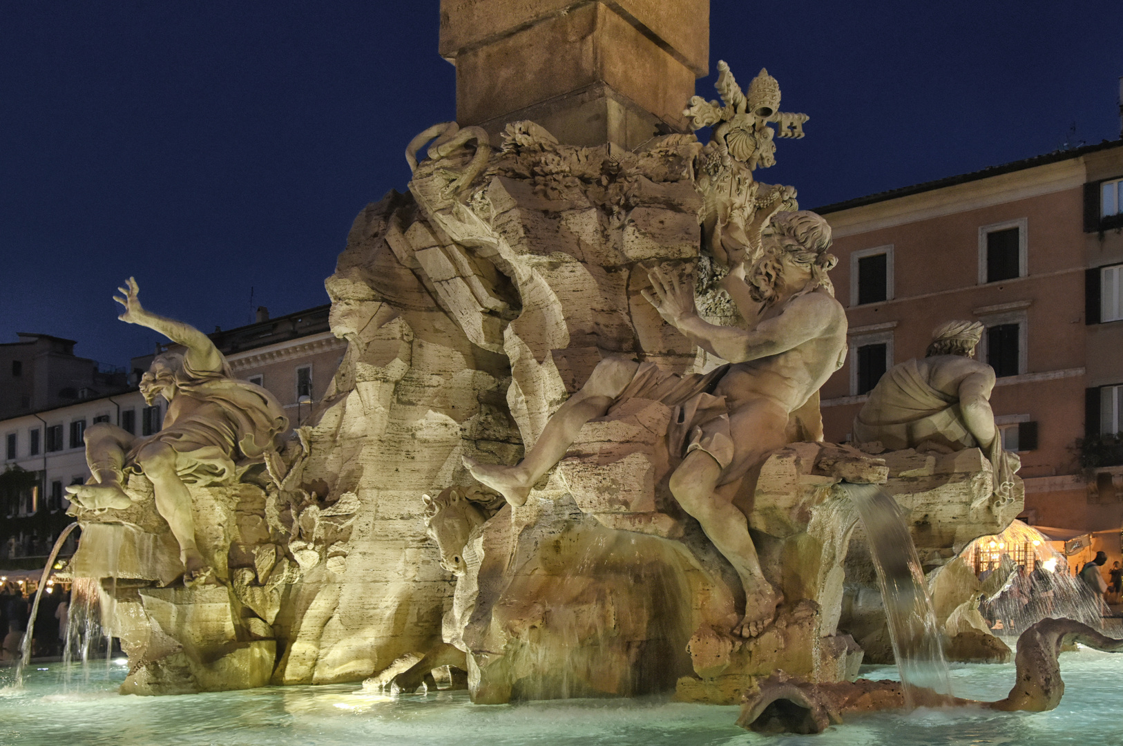 Rom Piazza Navona- Fontana di Fiumi - Foto & Bild | art, nacht ...
