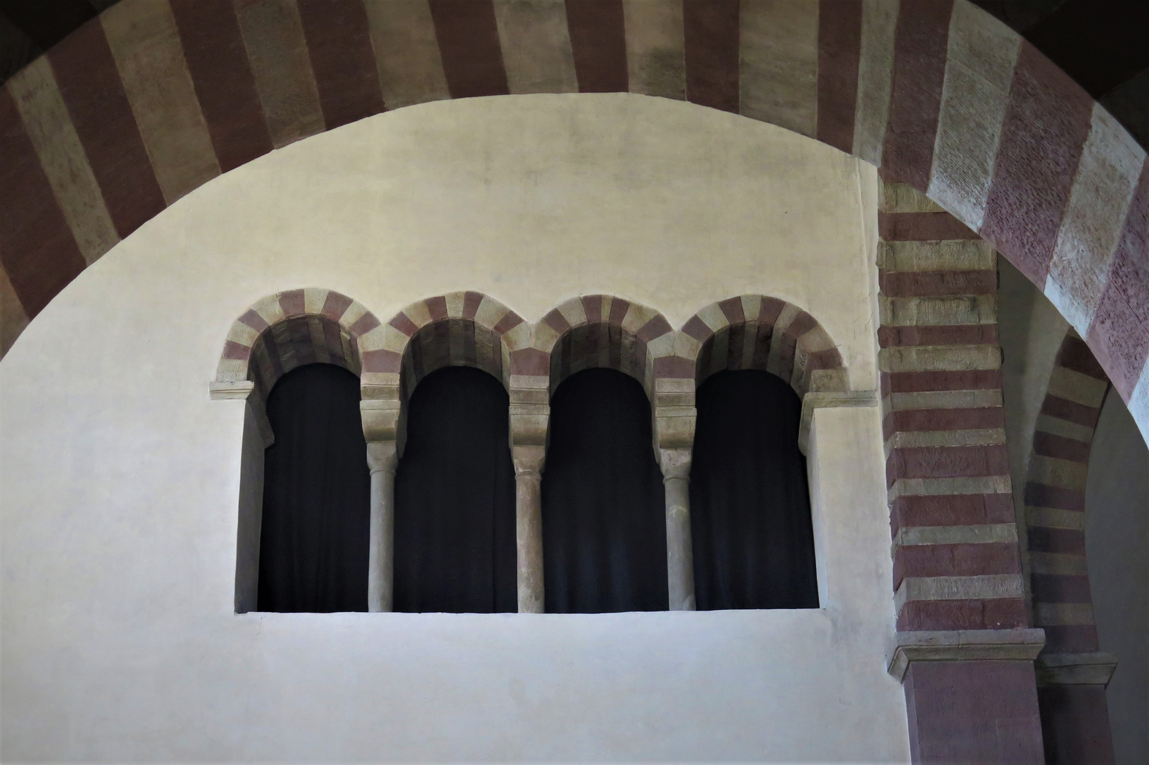 Romanik Foto & Bild | architektur, deutschland, europe Bilder auf ...