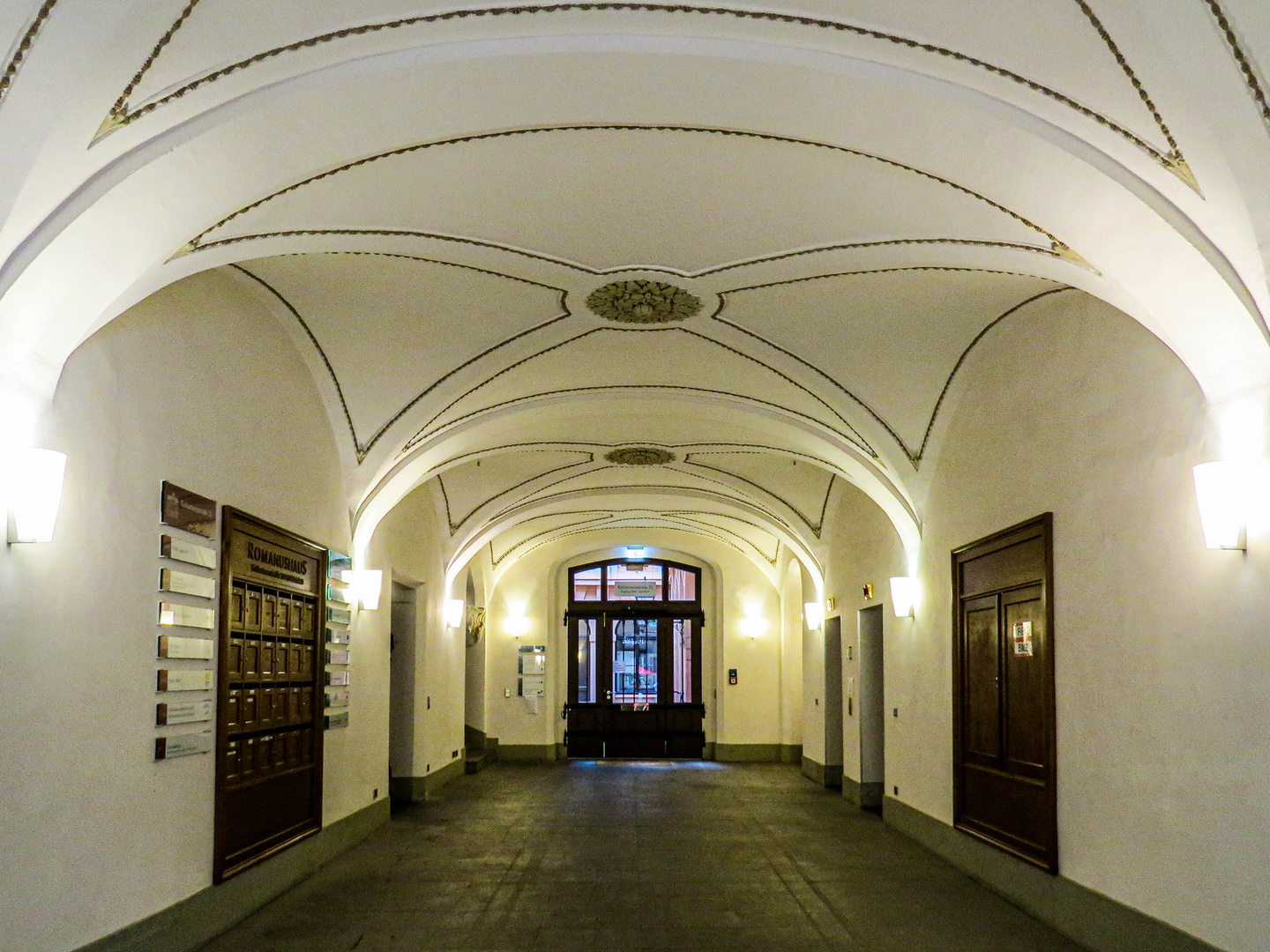 Romanushaus in Leipzig Foto & Bild | spezial, leipzig, architektur ...