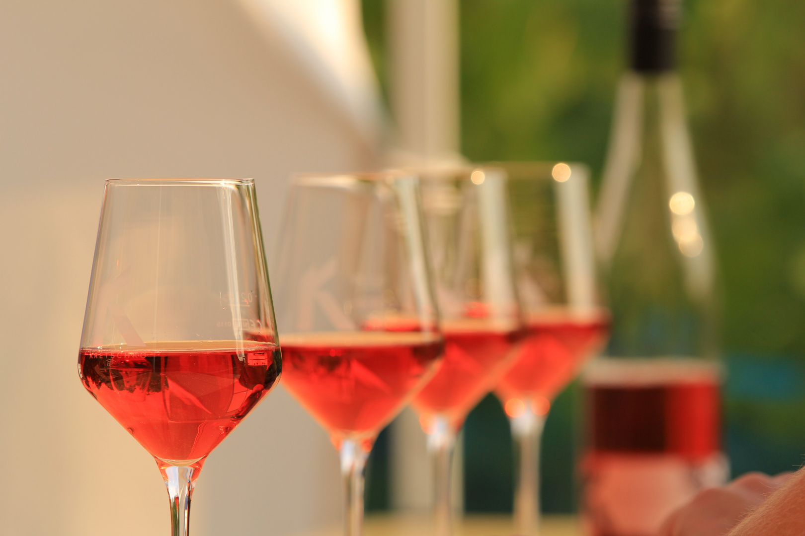 Rose, ein wunderbarer Wein Foto & Bild | stillleben, food-fotografie ...