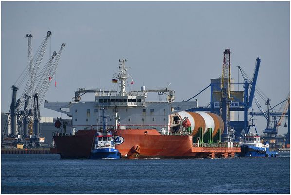 Spezialschiffe Bilder & Fotos