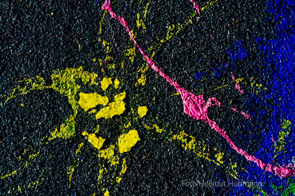 ROTE LINIE VON OBEN BETRACHTET... Foto & Bild | spezial, farbe ...