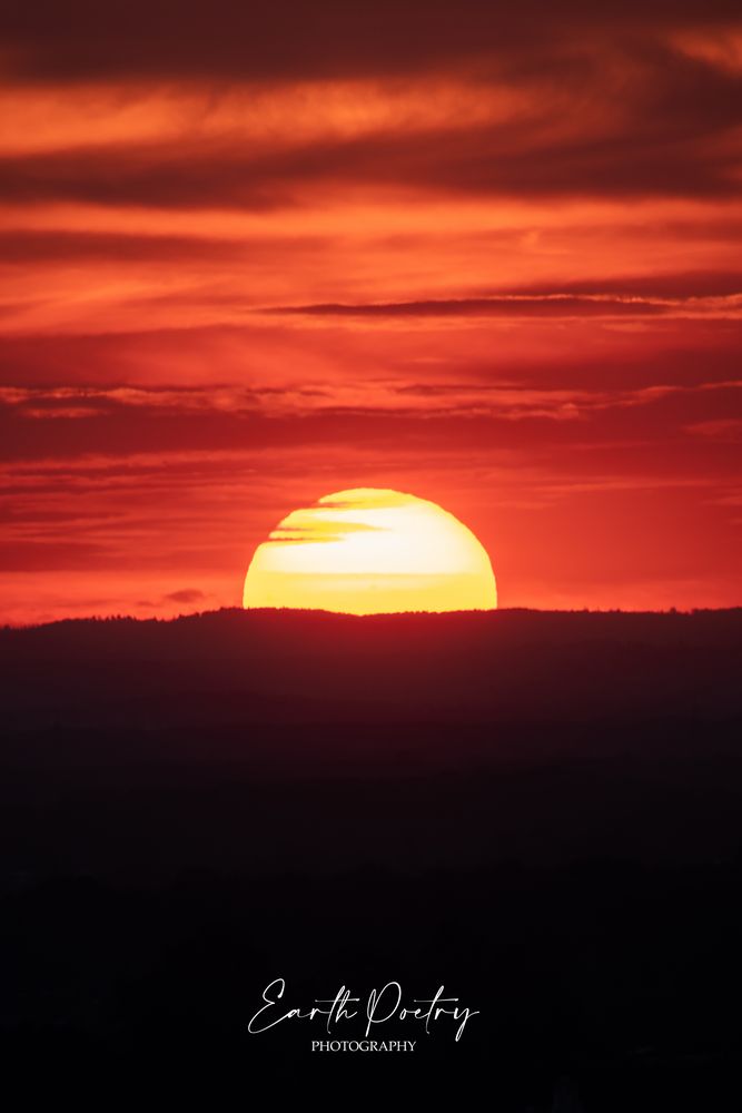 Roter Riese Foto & Bild | sunset, sonnenuntergang, natur Bilder auf ...