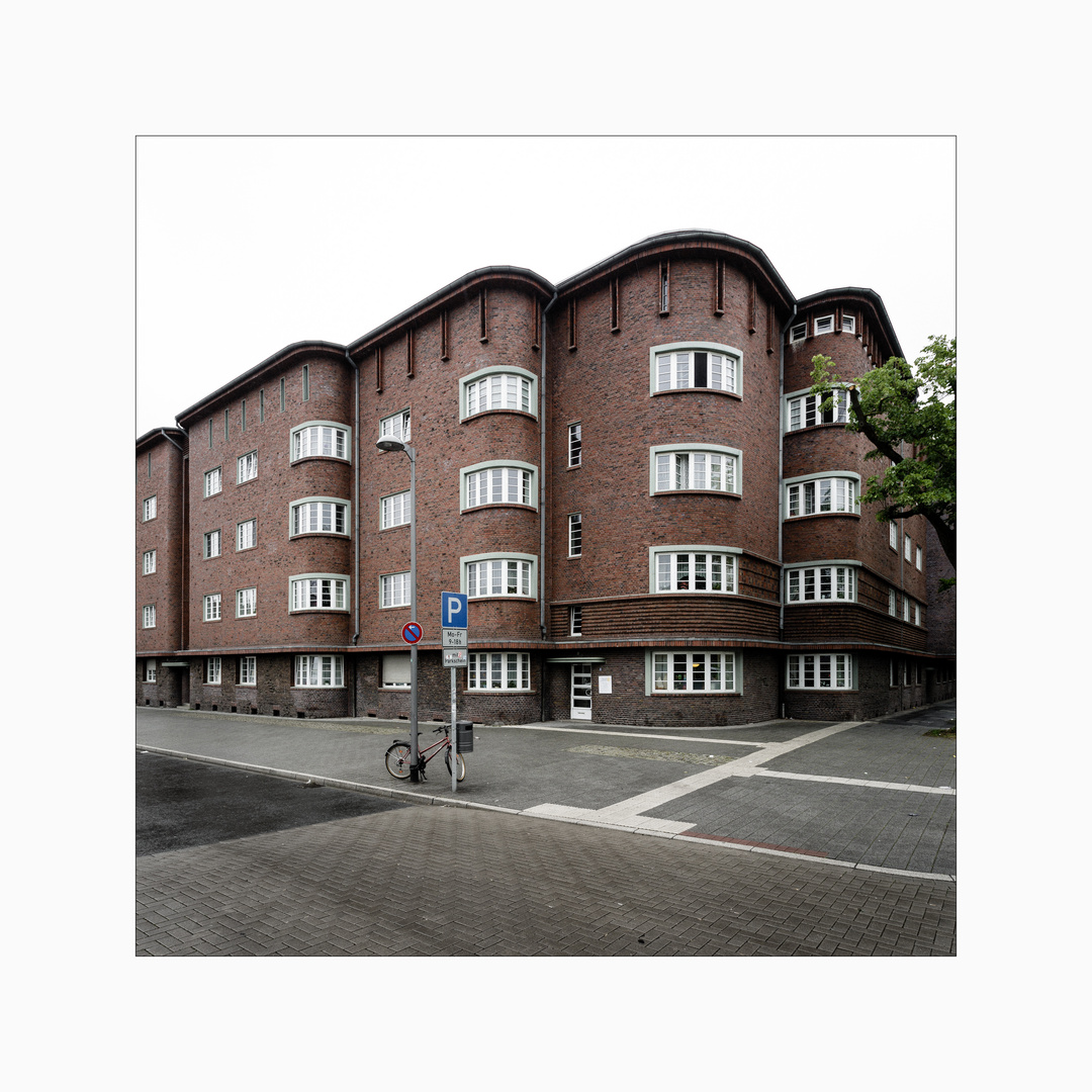 _roter_block Foto & Bild | denkmal, architektur, nrw Bilder auf ...