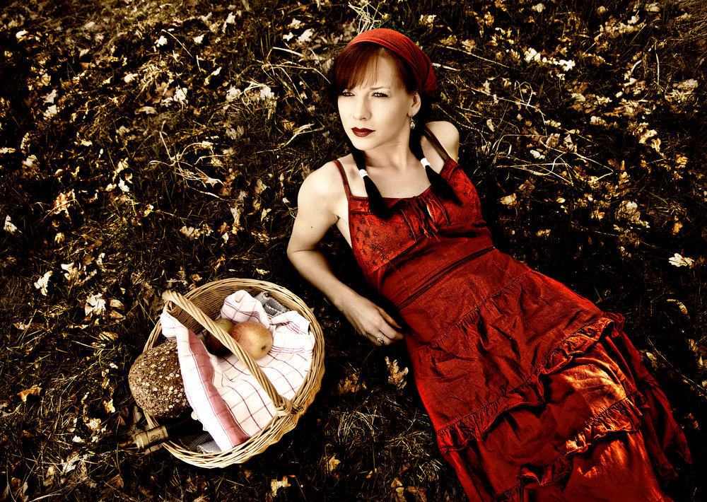 Rotkäppchen`s Outdoor Fashion RELOAD Foto & Bild | fashion, outdoor, frauen Bilder auf fotocommunity