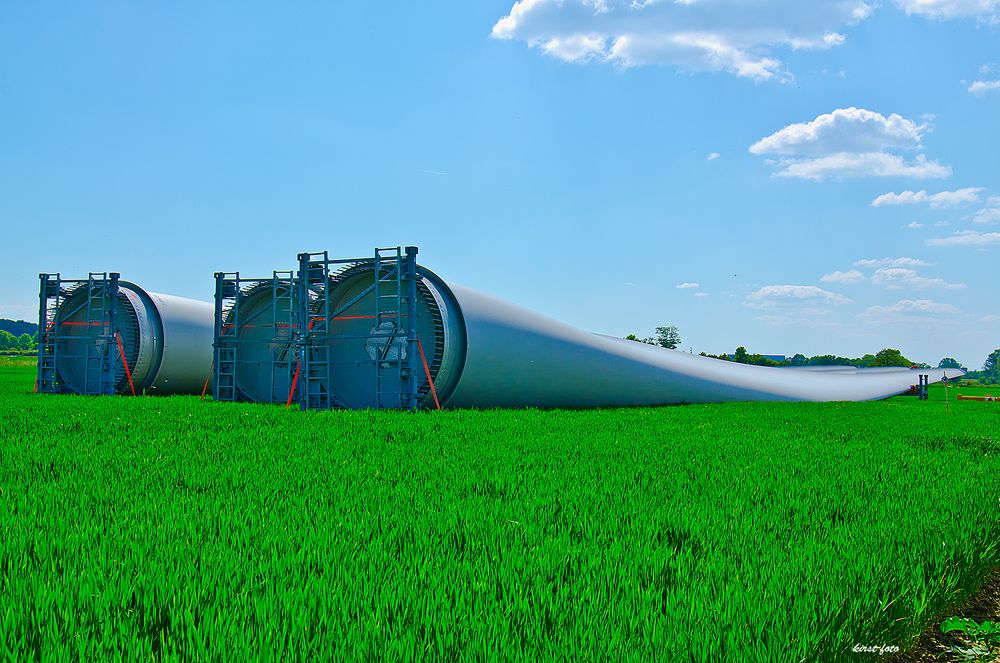 Rotorblätter-des-Windrades Foto & Bild | industrie und technik ...