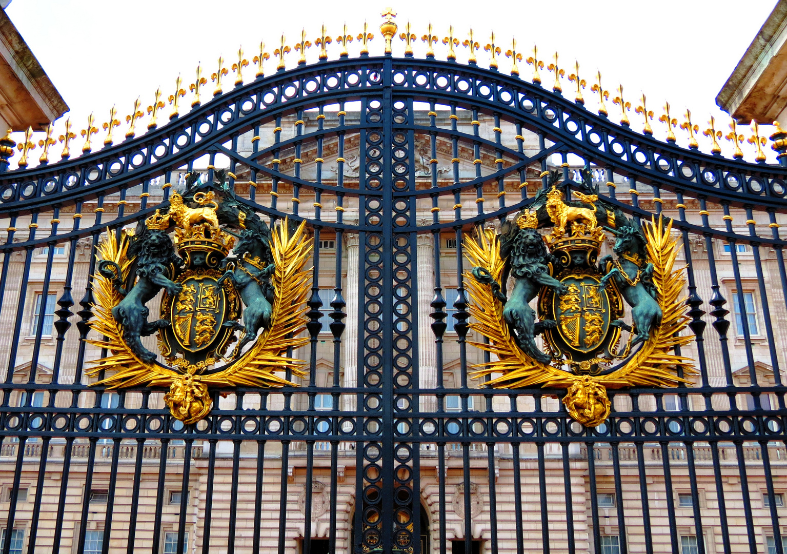 Royal Gate Foto & Bild | europe, united kingdom & ireland, england ...