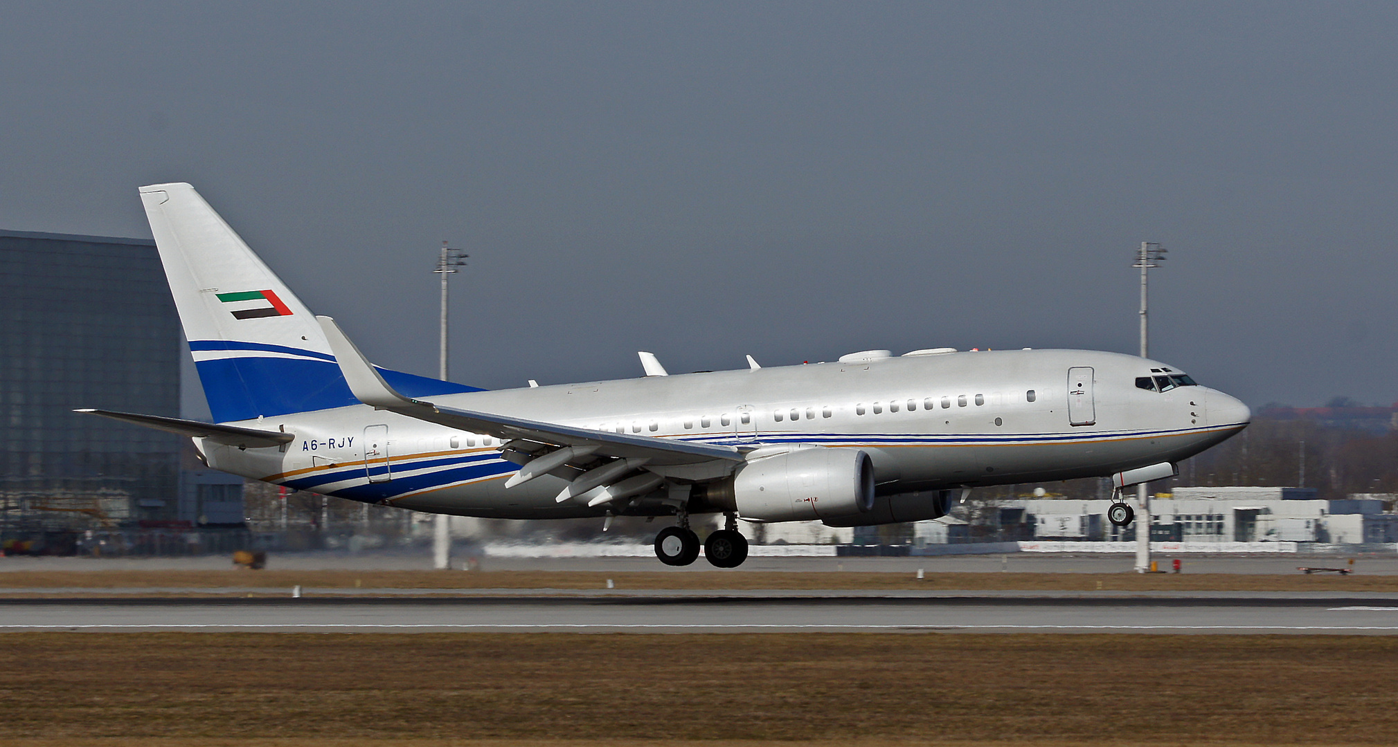 ROYAL JET Foto & Bild | luftfahrt, passagiermaschinen, verkehr ...