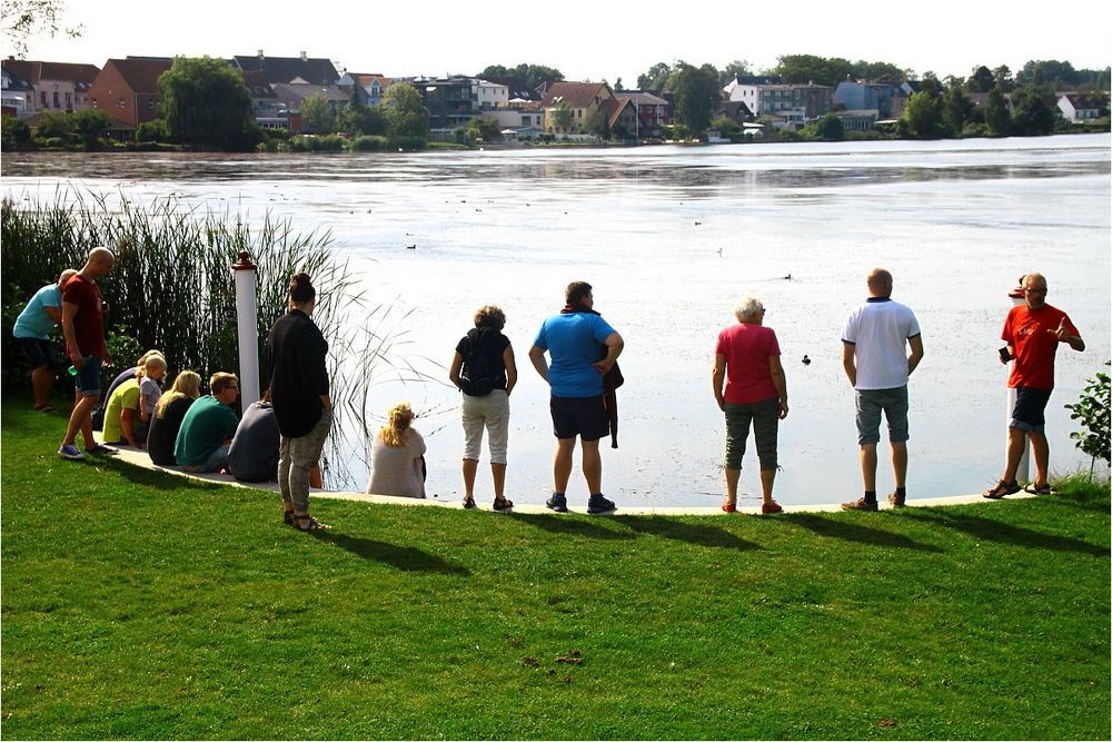 Royalisten ? Foto & Bild | erwachsene menschen, mehrere menschen, generationen Bilder auf ...