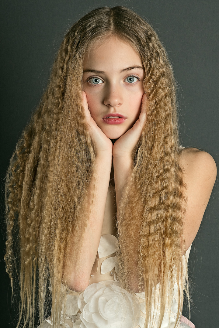 Ruby Foto & Bild | studio, portrait, beauty Bilder auf fotocommunity