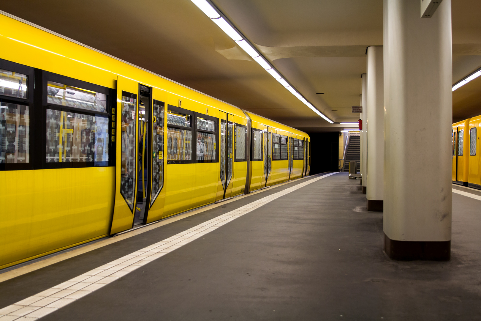 Rudow (11) Foto & Bild | architektur, bahnhöfe & gleise, profanbauten ...