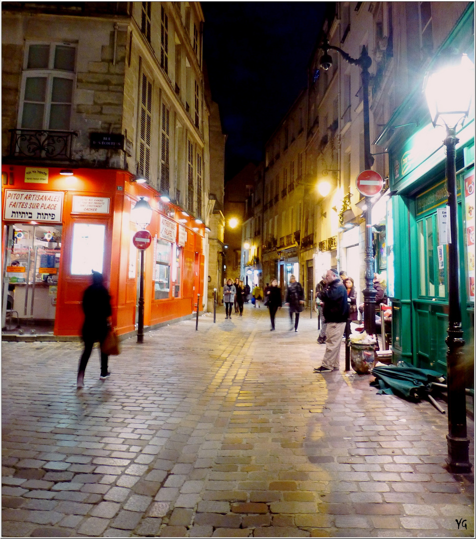 Rue des Rosiers, de nuit... photo et image | france, paris, world ...