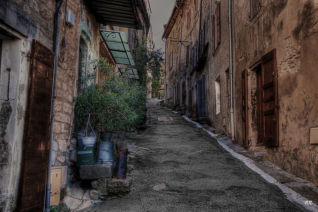 Ruelle !!! photo et image | architecture, vieilles pierres, ruelles ...