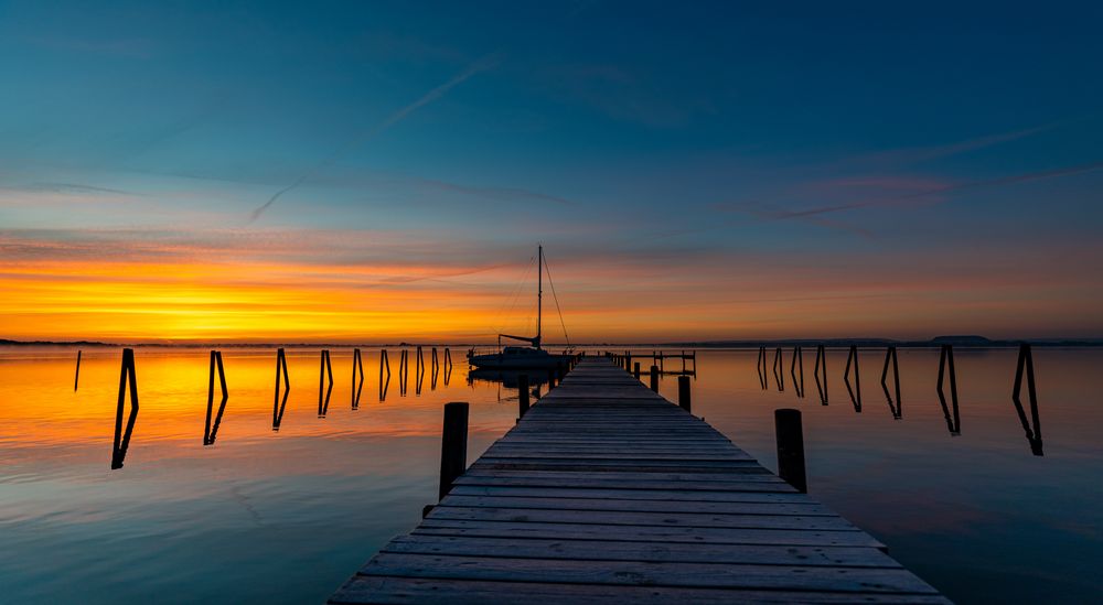 Ruhe Foto & Bild | sonnenaufgang, himmel, steg Bilder auf fotocommunity