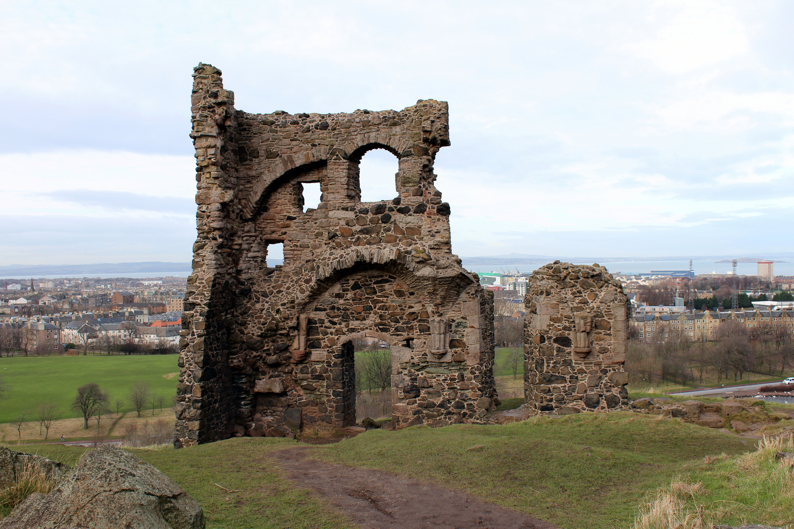 Ruine von St. Anthony´s Chapel Foto & Bild | architektur, sakralbauten ...