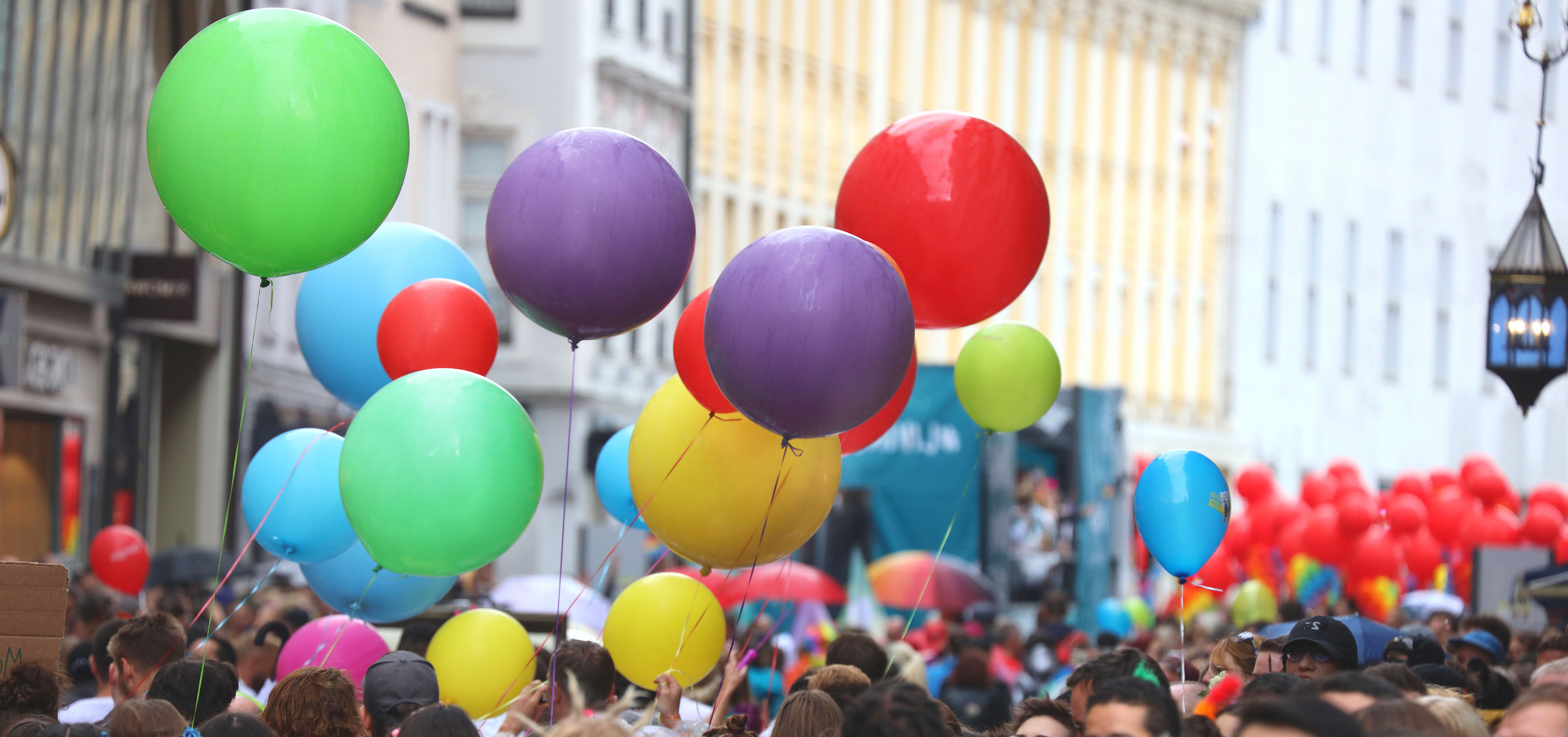 rund * bunt * regnerisch Foto & Bild | münchen, dokumentation, kultur ...