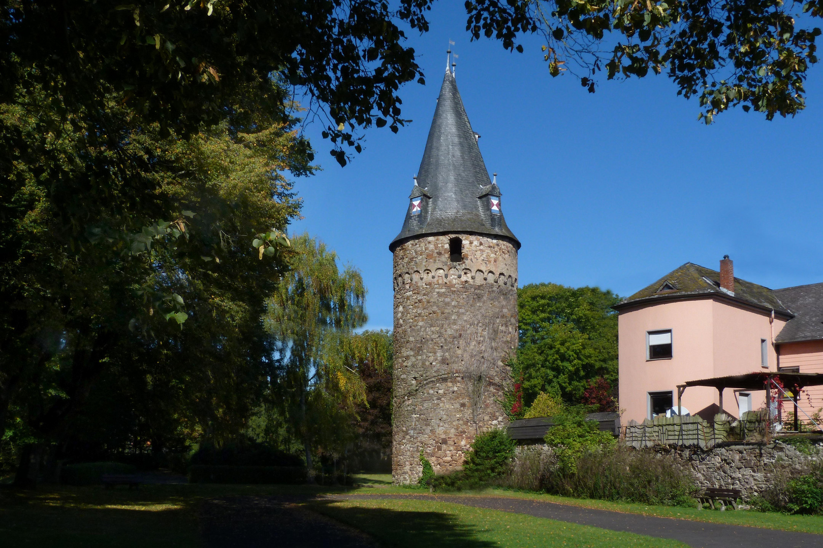 Rundturm der ehem. Stadtbefestigung in Dierdorf / Westerwald Foto ...