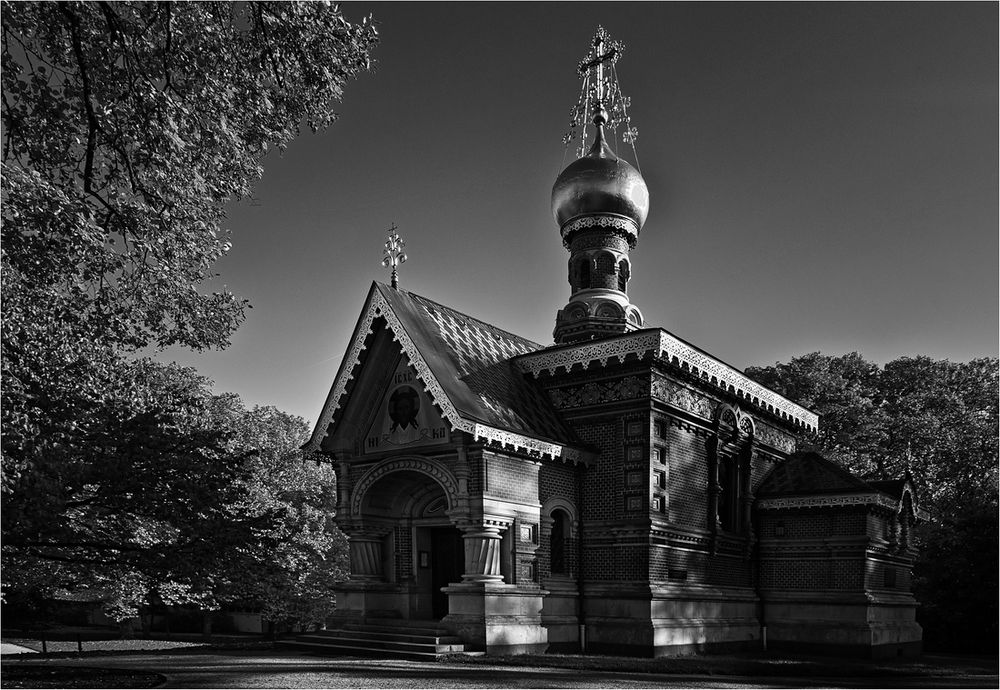 Russische Kapelle Foto & Bild | monochrom, bearbeitungs - techniken, b+w Bilder auf fotocommunity