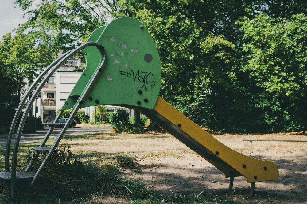 Rutsche Foto & Bild | streetfotografie ohne menschen, landschaft, wild ...