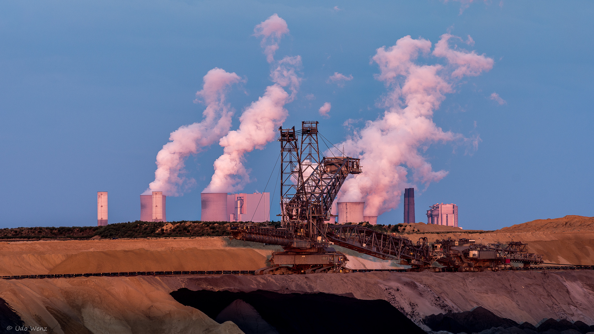 RWE Power Foto & Bild | sonnenuntergang, sonne, tagebau Bilder auf ...