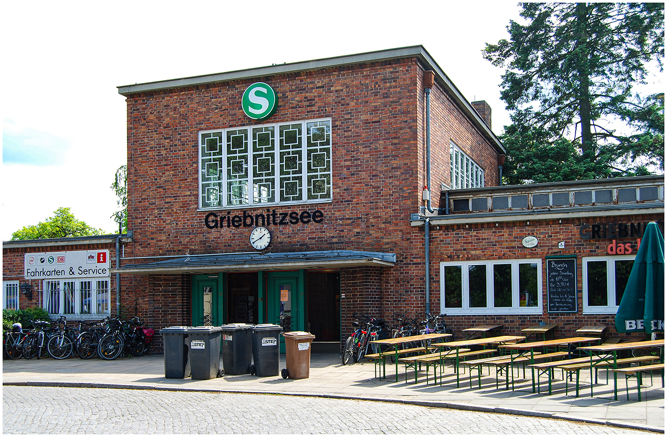 S-Bahnhof Griebnitzsee Foto & Bild | architektur, bahnhöfe & gleise, profanbauten Bilder auf ...