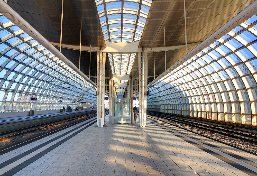 S-Bahnhof Ludwigshafen Teil 2 Foto & Bild | architektur, bahnhöfe & gleise, profanbauten Bilder ...