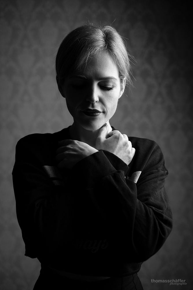 s i l e n c e Foto & Bild | erwachsene menschen, portrait, portrait frauen Bilder auf fotocommunity