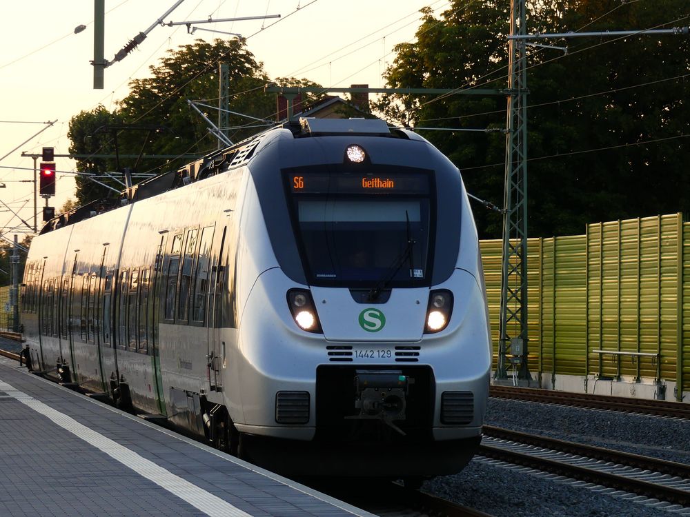 S6 nach Geithain Foto & Bild | züge, s-bahn, personenzüge Bilder auf ...