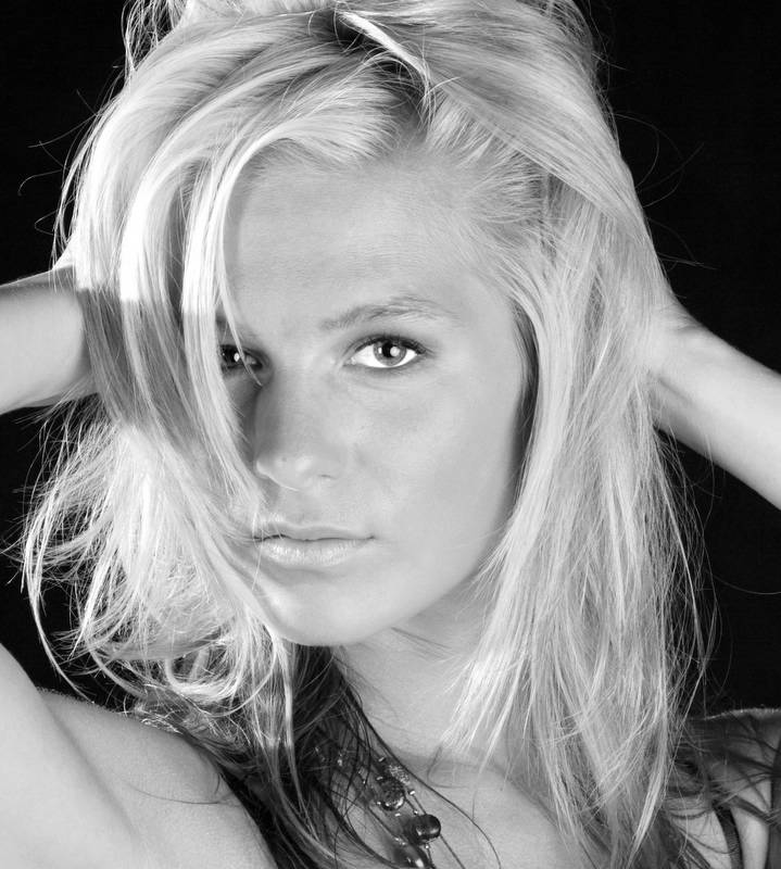 Sabri..und die Frisur hält..... Foto & Bild | modelle stellen sich vor ...