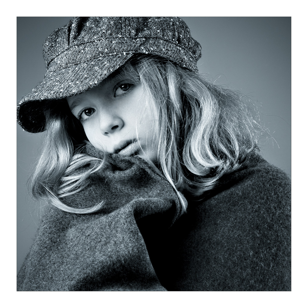 sad and blue Foto & Bild | kinder, portraits, kinder & jugendliche Bilder auf fotocommunity