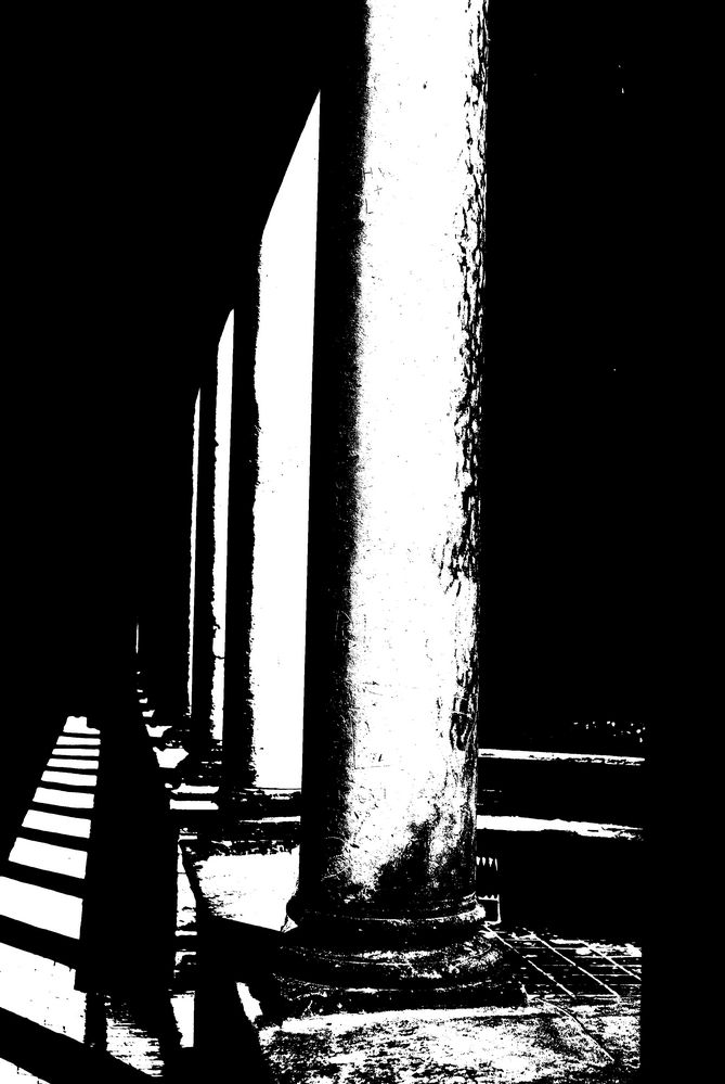 Säulengrafik Foto & Bild | monochrom, bearbeitungs - techniken, digiart Bilder auf fotocommunity