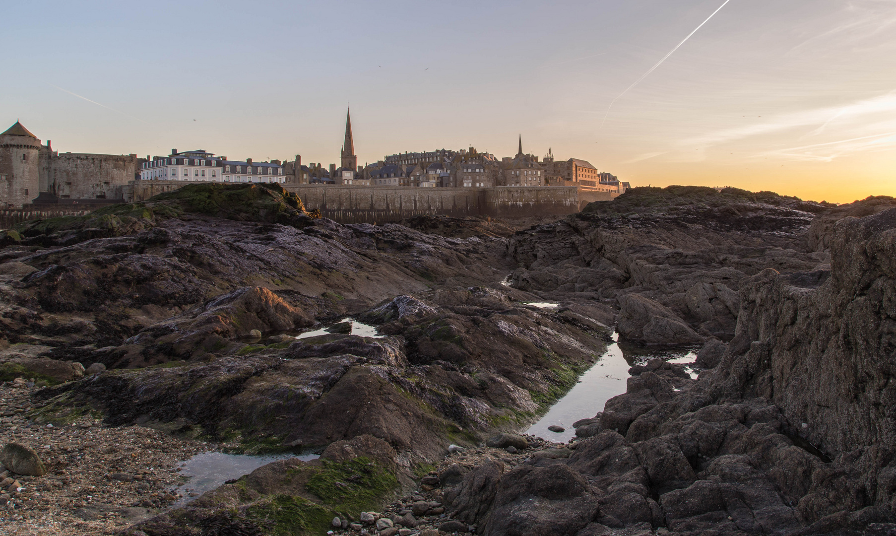 Saint Malo photo et image | paysages, mers et océans, france Images ...