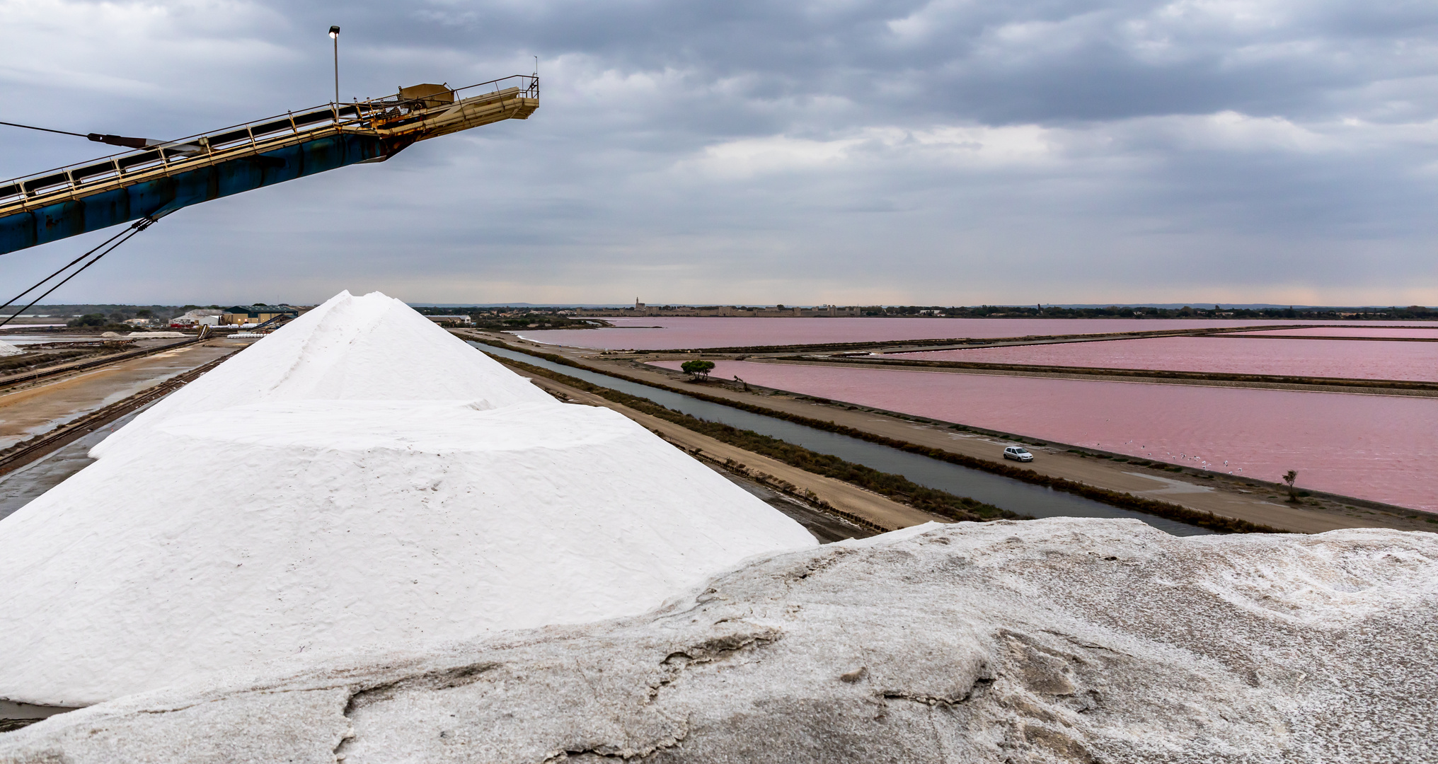 Salzgewinnung in der Camargue Foto & Bild | camargue, salz ...