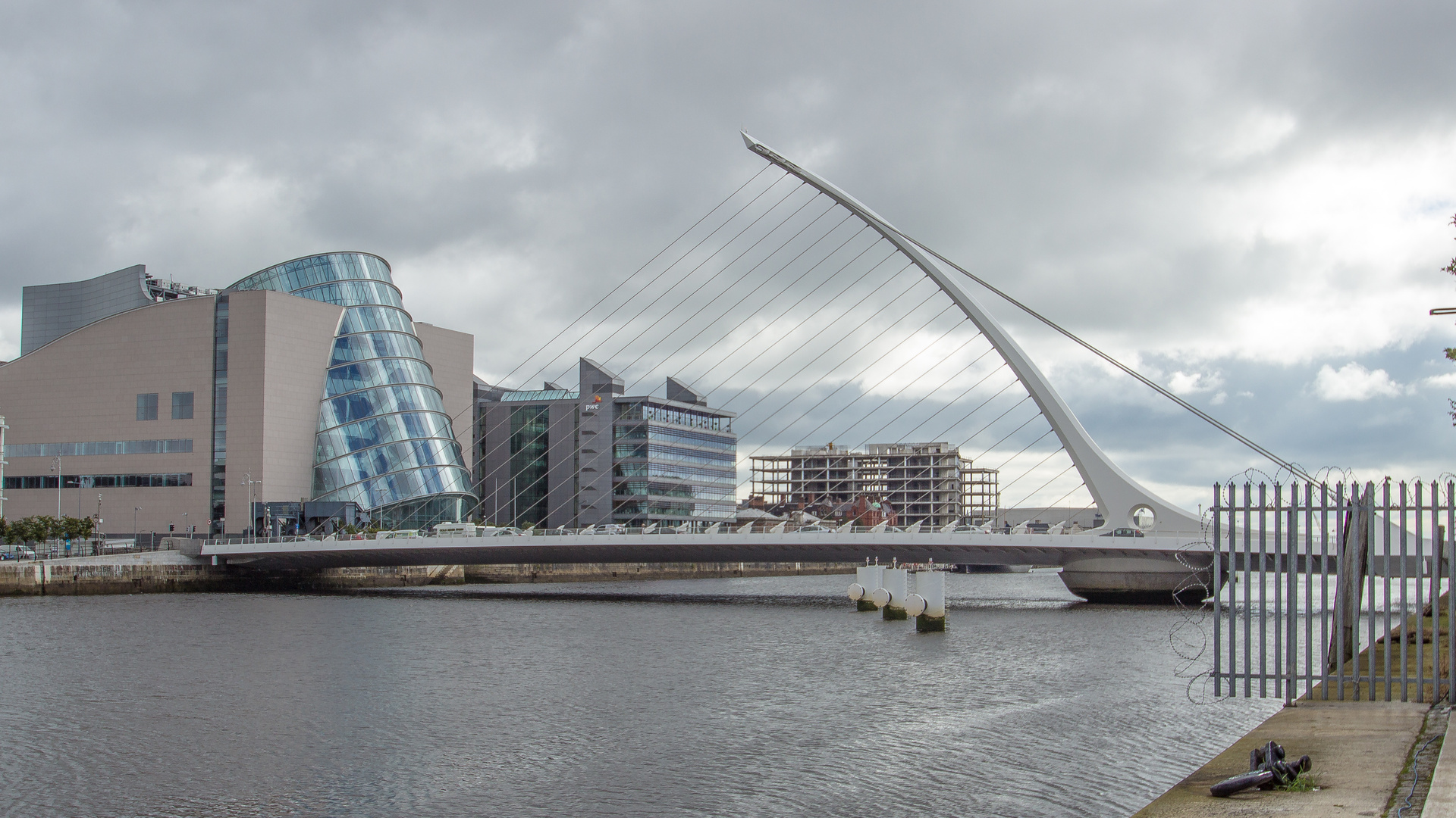 Samuel Beckett Bridge Foto & Bild | europe, united kingdom & ireland ...