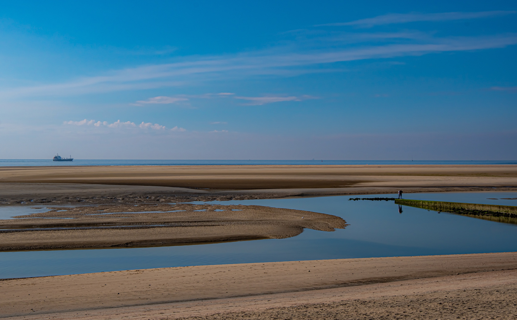 Sandlinien Inkl. kleiner Spiegelung Foto & Bild | deutschland, europe ...