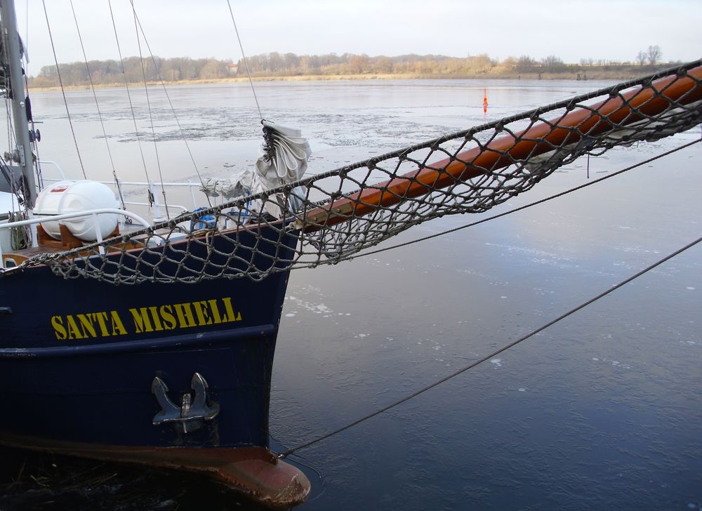 SANTA MISHELL - Wohlklang und Vision Foto & Bild | quatsch, fun und rätselecke, witzige schilder ...