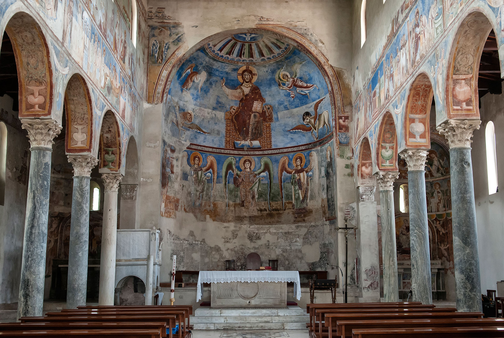 Sant'Angelo in Formis Foto % Immagini| arte, bella italia, soggetti ...